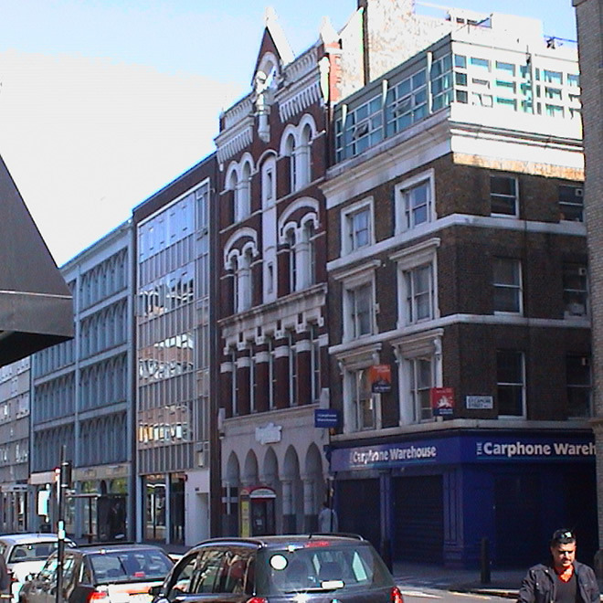 Rodney's Head : London Remembers, Aiming to capture all memorials in London