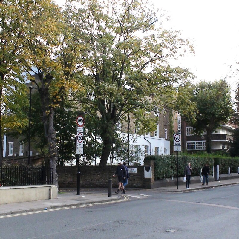 Highbury boundary marker - Kelross Road : London Remembers, Aiming to ...
